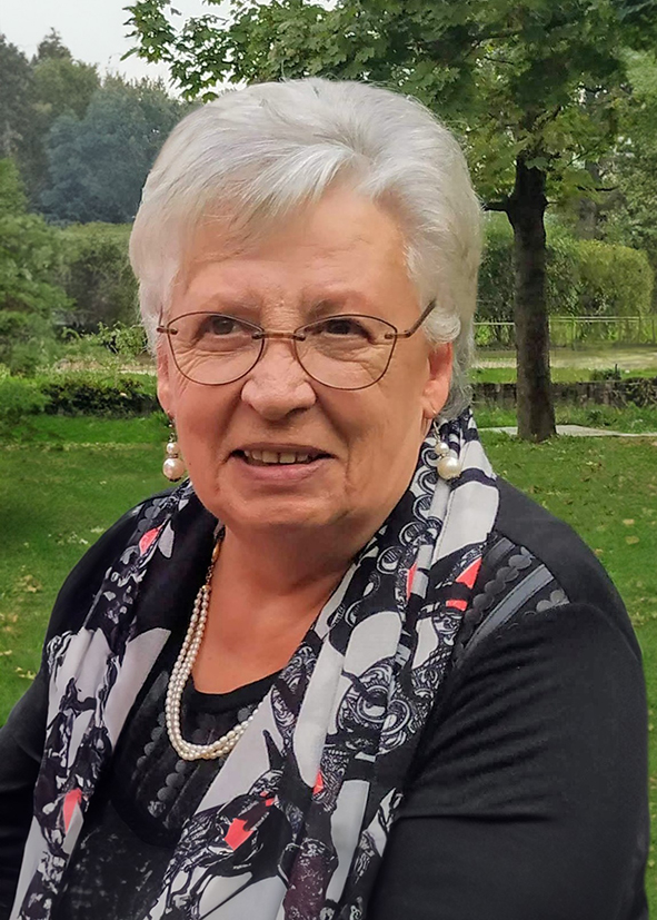 Nadia Ros - Salvador