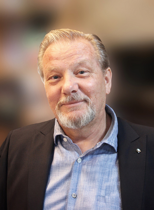 Hannes Aigner - Salvador